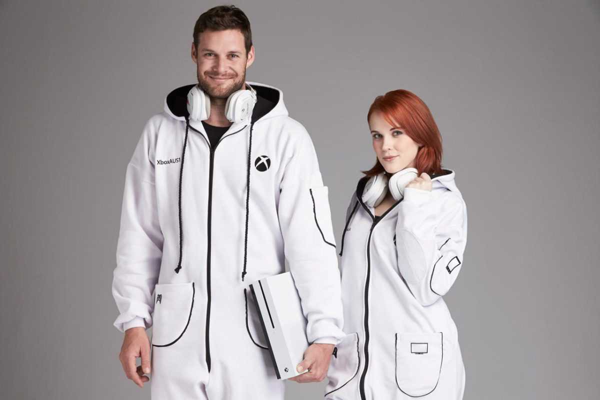 Microsoft presenta Xbox Onesie, la prenda para los jugadores ...