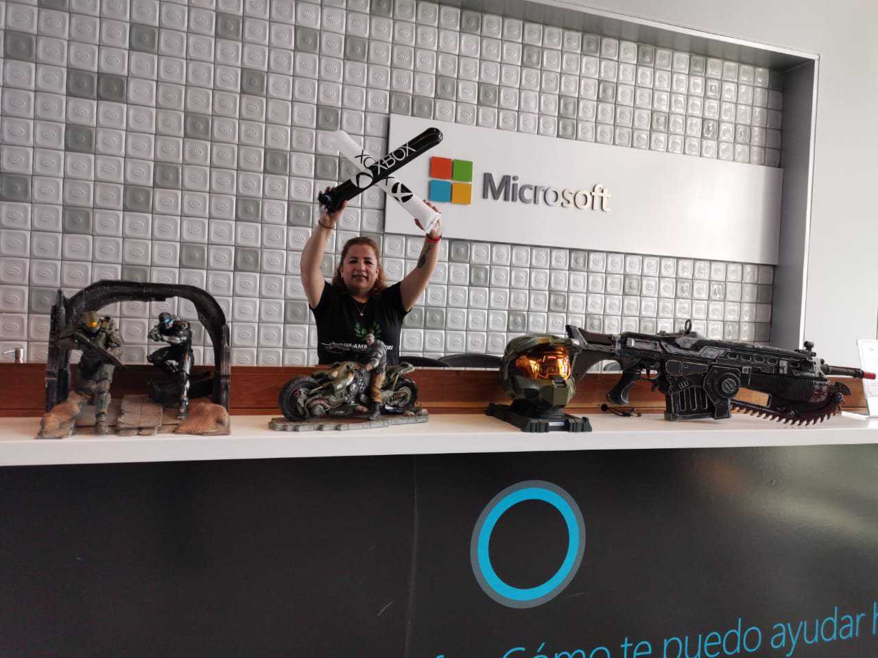 Así es Alejandra García, la «Tía Xbox», una figura alucinante ...